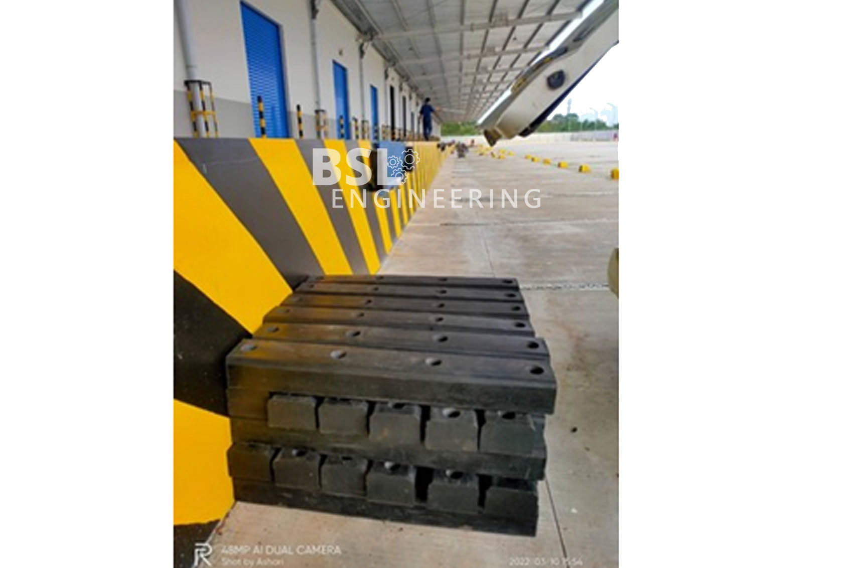 Dock Leveller - PT. BSL Engineering Indonesia (021) 292-7650 / 0812 ...